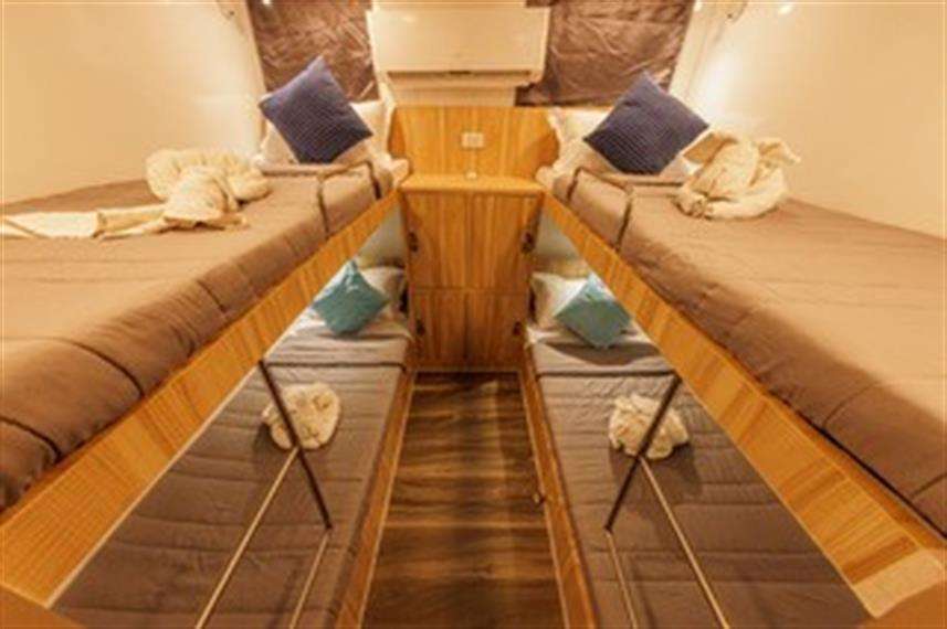 MV Blue Dolphin 4D/4N Liveaboard Thailand (14 Dives) - Similan Islands